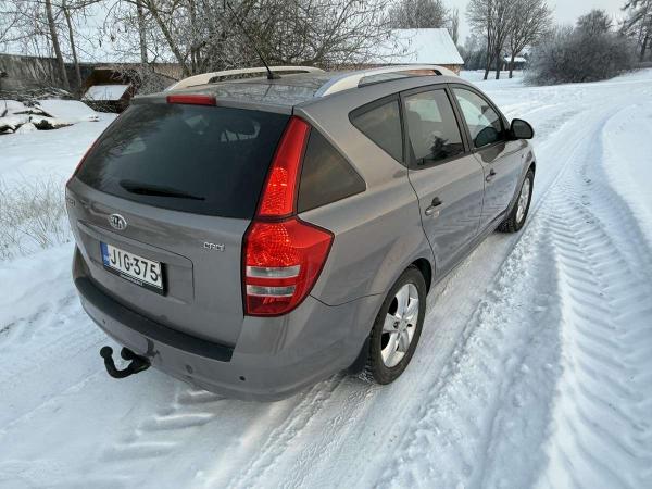 Brūns Kia Ceed 2008 Šauļi, ar dzinēja tilpumu 1.58 L un nobraukumu 317 tūkst. km par 2100 €, foto 3 vietnē AUTOMOTO.COM.LV