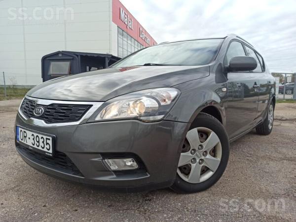 Brūns Kia Ceed 2010 Daugavpils, ar dzinēja tilpumu 1.60 L un nobraukumu 0 tūkst. km par 2800 €, foto 1 vietnē AUTOMOTO.COM.LV