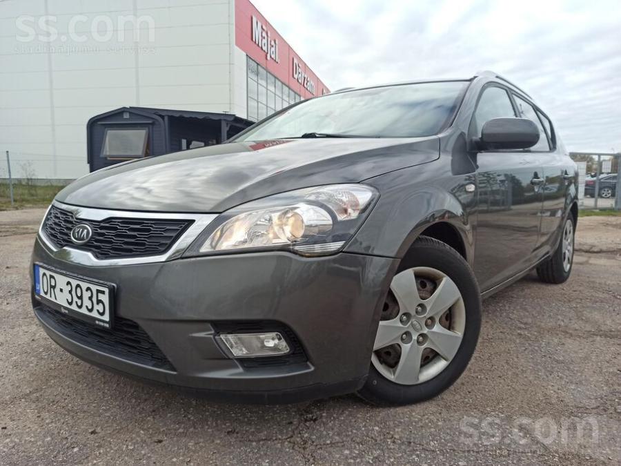 Brūns Kia Ceed 2010 Daugavpils, ar dzinēja tilpumu 1.60 L un nobraukumu 0 tūkst. km par 2800 €, foto 1 vietnē AUTOMOTO.COM.LV