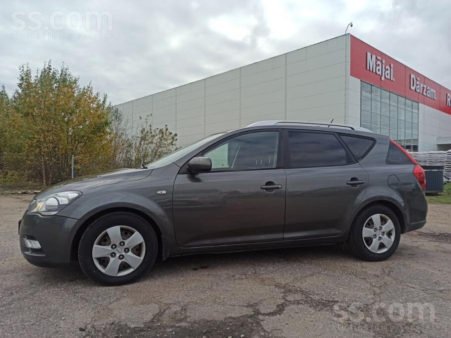 Brūns Kia Ceed 2010 Daugavpils, ar dzinēja tilpumu 1.60 L un nobraukumu 0 tūkst. km par 2800 €, foto 9 vietnē AUTOMOTO.COM.LV