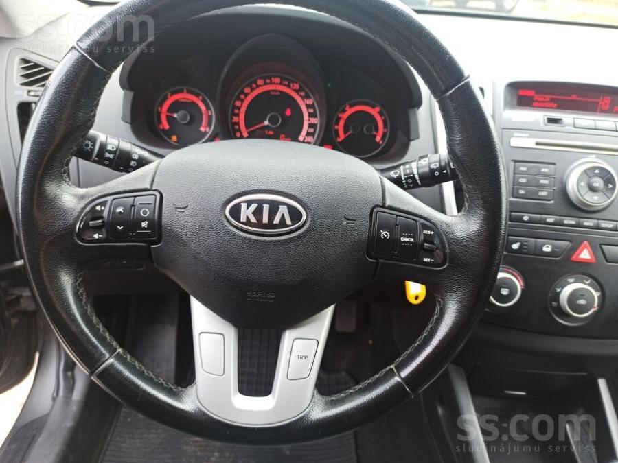 Brūns Kia Ceed 2010 Daugavpils, ar dzinēja tilpumu 1.60 L un nobraukumu 0 tūkst. km par 2800 €, foto 13 vietnē AUTOMOTO.COM.LV