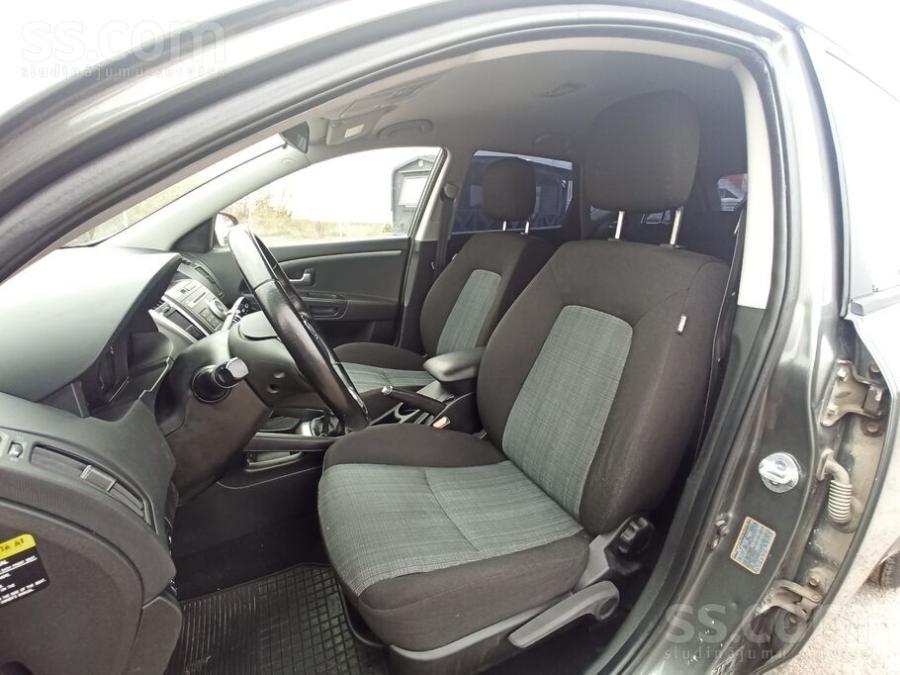 Brūns Kia Ceed 2010 Daugavpils, ar dzinēja tilpumu 1.60 L un nobraukumu 0 tūkst. km par 2800 €, foto 16 vietnē AUTOMOTO.COM.LV