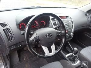 Brūns Kia Ceed 2010 Daugavpils, ar dzinēja tilpumu 1.60 L un nobraukumu 0 tūkst. km par 2800 €, foto 22 vietnē AUTOMOTO.COM.LV