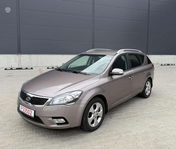 Brūns Kia Ceed 2011 Šauļi, ar dzinēja tilpumu 1.60 L un nobraukumu 288 tūkst. km par 2350 €, foto 3 vietnē AUTOMOTO.COM.LV