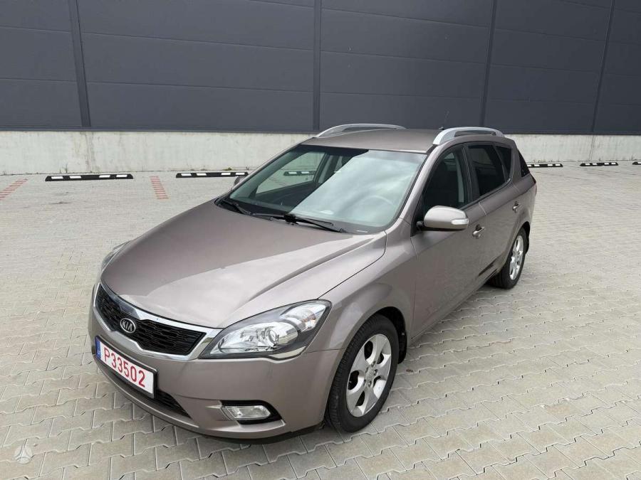 Brūns Kia Ceed 2011 Šauļi, ar dzinēja tilpumu 1.60 L un nobraukumu 288 tūkst. km par 2350 €, foto 6 vietnē AUTOMOTO.COM.LV