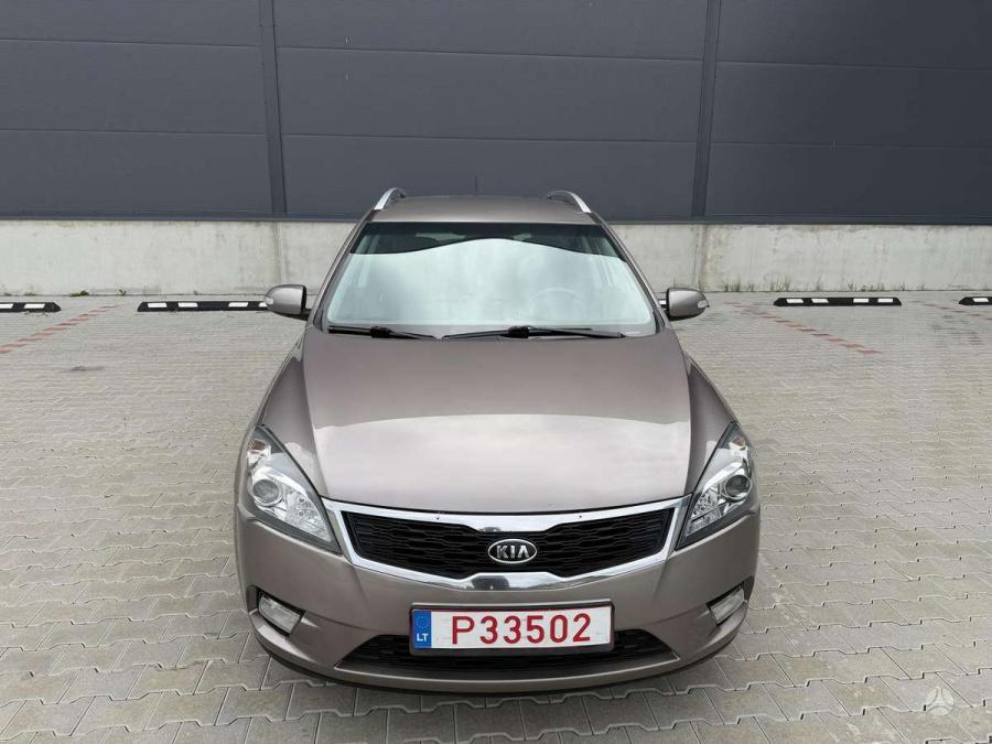 Brūns Kia Ceed 2011 Šauļi, ar dzinēja tilpumu 1.60 L un nobraukumu 288 tūkst. km par 2350 €, foto 8 vietnē AUTOMOTO.COM.LV
