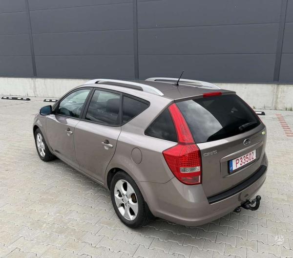 Brūns Kia Ceed 2011 Šauļi, ar dzinēja tilpumu 1.60 L un nobraukumu 288 tūkst. km par 2350 €, foto 10 vietnē AUTOMOTO.COM.LV