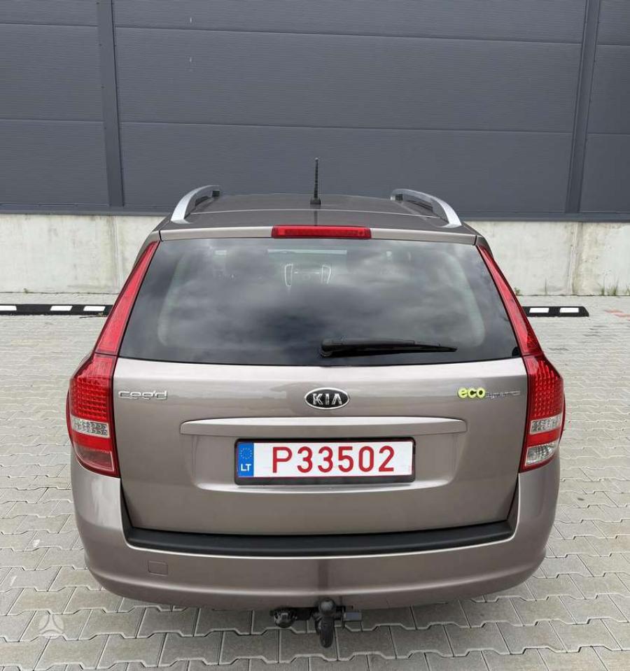 Brūns Kia Ceed 2011 Šauļi, ar dzinēja tilpumu 1.60 L un nobraukumu 288 tūkst. km par 2350 €, foto 16 vietnē AUTOMOTO.COM.LV