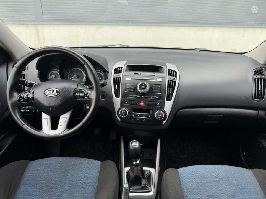 Brūns Kia Ceed 2011 Šauļi, ar dzinēja tilpumu 1.60 L un nobraukumu 288 tūkst. km par 2350 €, foto 22 vietnē AUTOMOTO.COM.LV