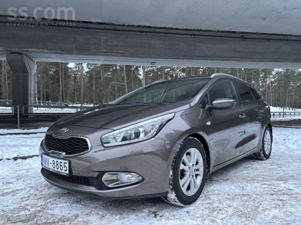 Brūns Kia Ceed 2013 Rīga, ar dzinēja tilpumu 1.60 L un nobraukumu 0 tūkst. km par 4490 €, foto 1 vietnē AUTOMOTO.COM.LV