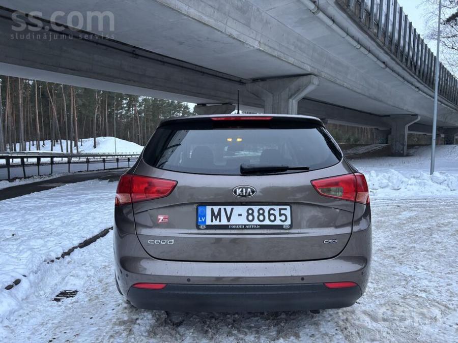 Brūns Kia Ceed 2013 Rīga, ar dzinēja tilpumu 1.60 L un nobraukumu 0 tūkst. km par 4490 €, foto 5 vietnē AUTOMOTO.COM.LV