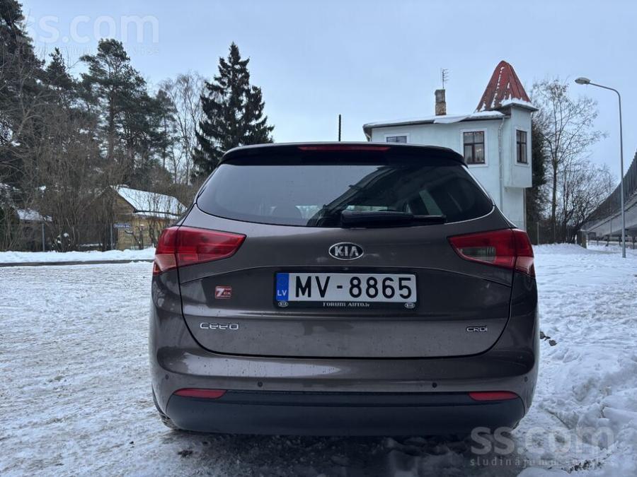 Brūns Kia Ceed 2013 Rīga, ar dzinēja tilpumu 1.60 L un nobraukumu 0 tūkst. km par 4490 €, foto 6 vietnē AUTOMOTO.COM.LV