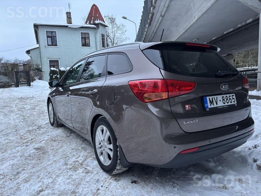 Brūns Kia Ceed 2013 Rīga, ar dzinēja tilpumu 1.60 L un nobraukumu 0 tūkst. km par 4490 €, foto 8 vietnē AUTOMOTO.COM.LV