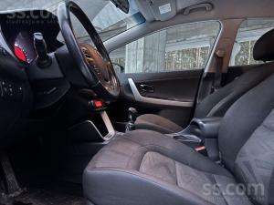 Brūns Kia Ceed 2013 Rīga, ar dzinēja tilpumu 1.60 L un nobraukumu 0 tūkst. km par 4490 €, foto 18 vietnē AUTOMOTO.COM.LV