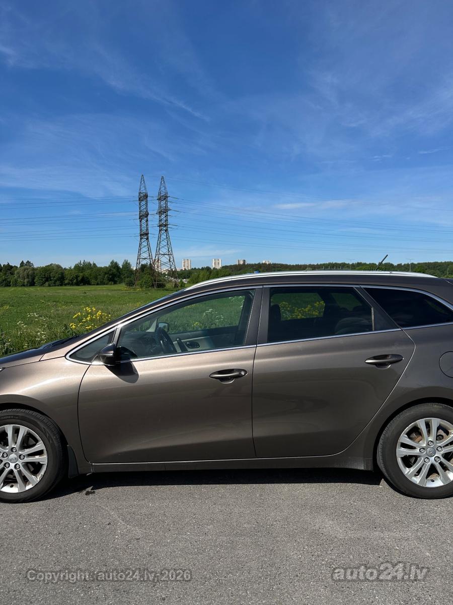 Brown Kia Ceed 2013 in Tallinn, with an engine capacity of 1.60 L and mileage of 221 thousand km for 5500 €, photo 9 on AUTOMOTO.COM.LV