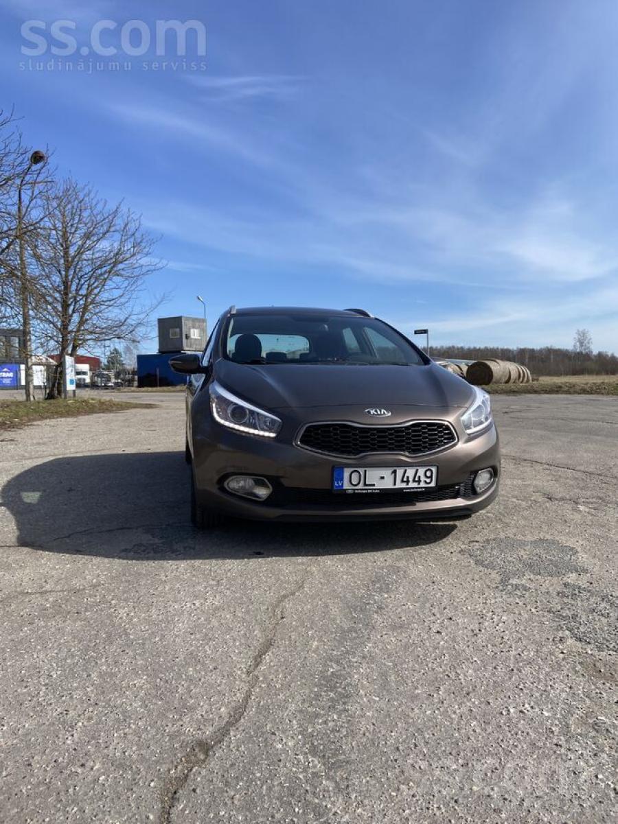 Brown Kia Ceed 2013 in Riga, with an engine capacity of 1.60 L and mileage of 276 thousand km for 4000 €, photo 1 on AUTOMOTO.COM.LV
