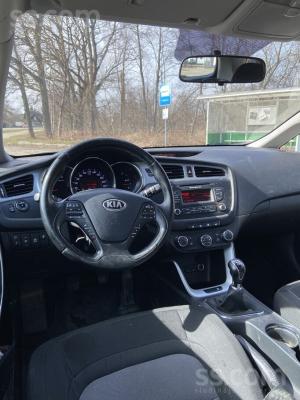 Brown Kia Ceed 2013 in Riga, with an engine capacity of 1.60 L and mileage of 276 thousand km for 4000 €, photo 6 on AUTOMOTO.COM.LV