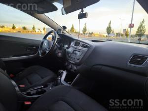 Brown Kia Ceed 2013 in Riga, with an engine capacity of 1.40 L and mileage of 313 thousand km for 2400 €, photo 7 on AUTOMOTO.COM.LV
