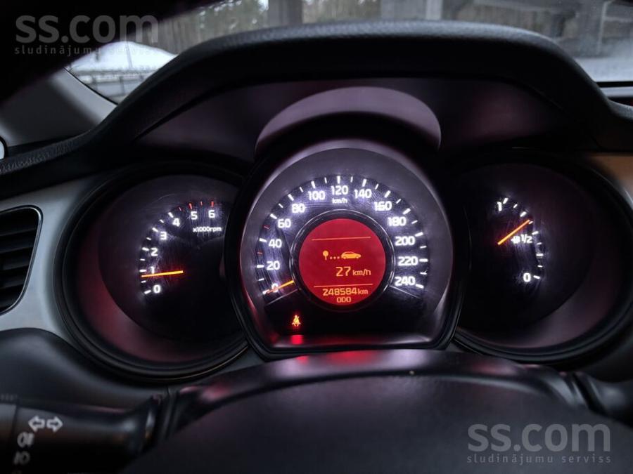 Brūns Kia Ceed 2013 Rīga, ar dzinēja tilpumu 1.60 L un nobraukumu 0 tūkst. km par 4190 €, foto 24 vietnē AUTOMOTO.COM.LV