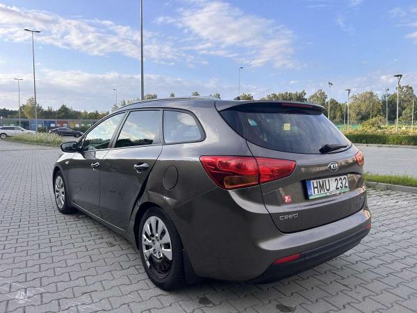 Brūns Kia Ceed 2014 Klaipėda, ar dzinēja tilpumu 1.40 L un nobraukumu 214 tūkst. km par 3150 €, foto 3 vietnē AUTOMOTO.COM.LV