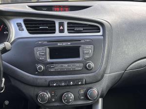 Brown Kia Ceed 2014 in Klaipeda, with an engine capacity of 1.40 L and mileage of 214 thousand km for 3150 €, photo 9 on AUTOMOTO.COM.LV