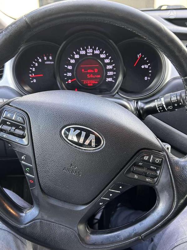 Brūns Kia Ceed 2014 Klaipėda, ar dzinēja tilpumu 1.40 L un nobraukumu 214 tūkst. km par 3150 €, foto 9 vietnē AUTOMOTO.COM.LV