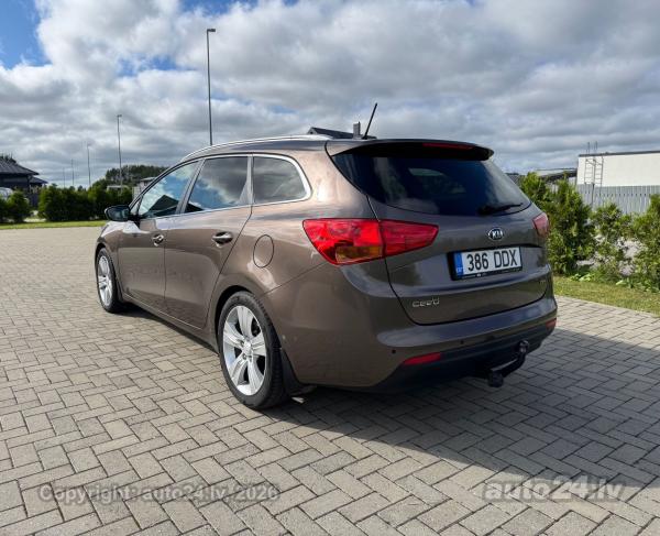Kia Ceed 2014 Tallina vietnē Brūns Kia Ceed 2014 Tallina, ar dzinēja tilpumu 1.60 L un nobraukumu 229 tūkst. km par 6500 €, foto 7 vietnē AUTOMOTO.COM.LV