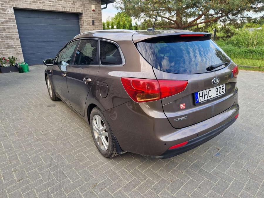 Brūns Kia Ceed 2014 Viļņa, ar dzinēja tilpumu 1.58 L un nobraukumu 197 tūkst. km par 4400 €, foto 5 vietnē AUTOMOTO.COM.LV