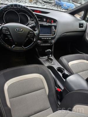 Brown Kia Ceed 2015 in Riga, with an engine capacity of 1.60 L and mileage of 132 thousand km for 8500 €, photo 12 on AUTOMOTO.COM.LV