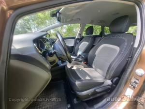 Brown Kia Ceed 2017 in Tartu, with an engine capacity of 1.60 L and mileage of 366 thousand km for 3700 €, photo 5 on AUTOMOTO.COM.LV