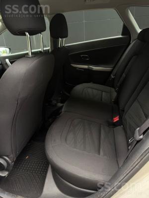 Brown Kia Ceed 2017 in Jelgava, with an engine capacity of 1.00 L and mileage of 151 thousand km for 5550 €, photo 10 on AUTOMOTO.COM.LV