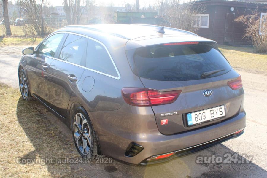 Brown Kia Ceed 2018 in Rapla, with an engine capacity of 1.60 L and mileage of 208 thousand km for 11250 €, photo 6 on AUTOMOTO.COM.LV