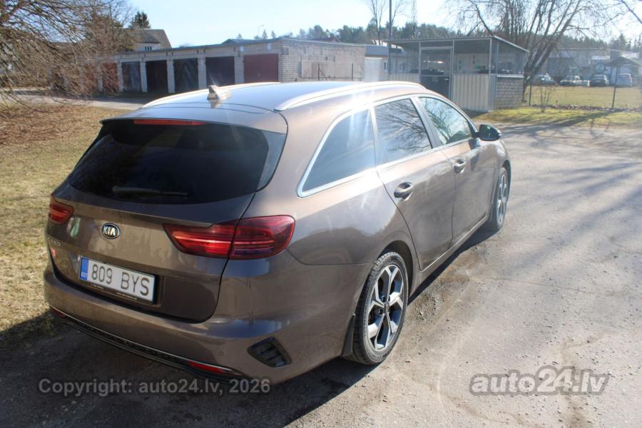 Brown Kia Ceed 2018 in Rapla, with an engine capacity of 1.60 L and mileage of 208 thousand km for 11250 €, photo 7 on AUTOMOTO.COM.LV