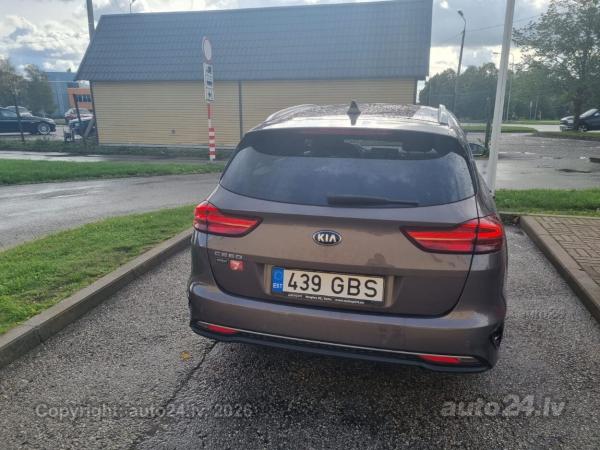 Brown Kia Ceed 2020 in Tallinn, with an engine capacity of 1.40 L and mileage of 181 thousand km for 10500 €, photo 3 on AUTOMOTO.COM.LV
