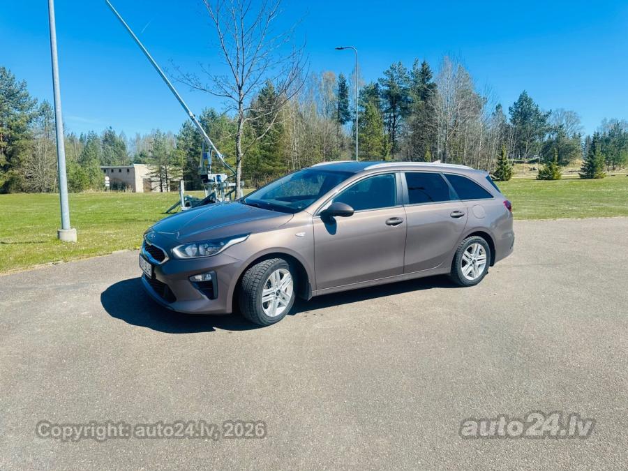 Brown Kia Ceed 2021 in Tartu, with an engine capacity of 1.50 L and mileage of 15 thousand km for 14700 €, photo 3 on AUTOMOTO.COM.LV