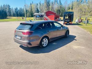 Brown Kia Ceed 2021 in Tartu, with an engine capacity of 1.50 L and mileage of 15 thousand km for 14700 €, photo 5 on AUTOMOTO.COM.LV