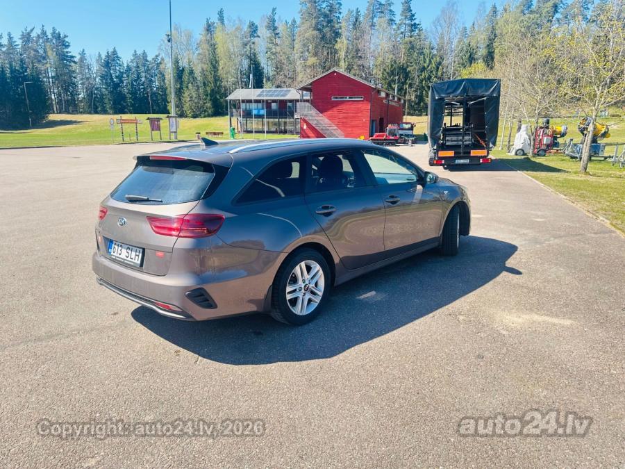 Brown Kia Ceed 2021 in Tartu, with an engine capacity of 1.50 L and mileage of 15 thousand km for 14700 €, photo 5 on AUTOMOTO.COM.LV