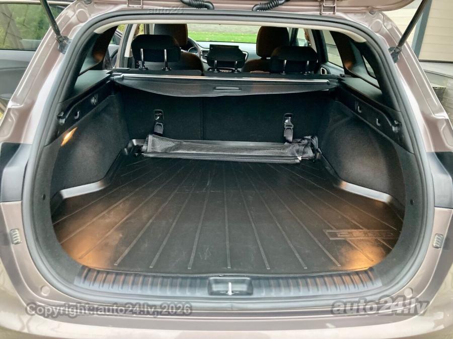 Brown Kia Ceed 2021 in Tartu, with an engine capacity of 1.50 L and mileage of 15 thousand km for 14700 €, photo 11 on AUTOMOTO.COM.LV
