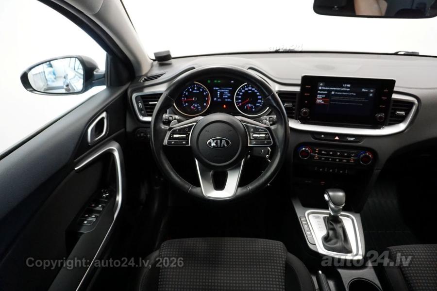Brown Kia Ceed 2021 in Tartu, with an engine capacity of 1.50 L and mileage of 142 thousand km for 12490 €, photo 10 on AUTOMOTO.COM.LV