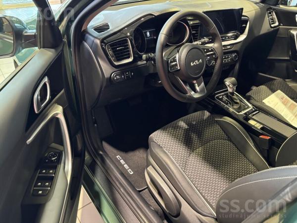Zaļš Kia Ceed 2025 Liepāja, ar dzinēja tilpumu 1.50 L un nobraukumu 12 tūkst. km par 24940 €, foto 10 vietnē AUTOMOTO.COM.LV