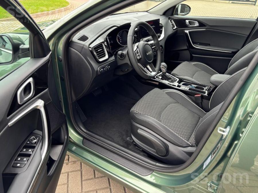 Green Kia Ceed 2025 in Liepaja, with an engine capacity of 1.50 L and mileage of 12 thousand km for 24940 €, photo 16 on AUTOMOTO.COM.LV