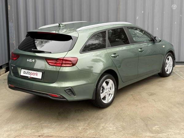 Green Kia Ceed 2022 in Vilnius, with an engine capacity of 1.00 L and mileage of 19 thousand km for 13900 €, photo 4 on AUTOMOTO.COM.LV