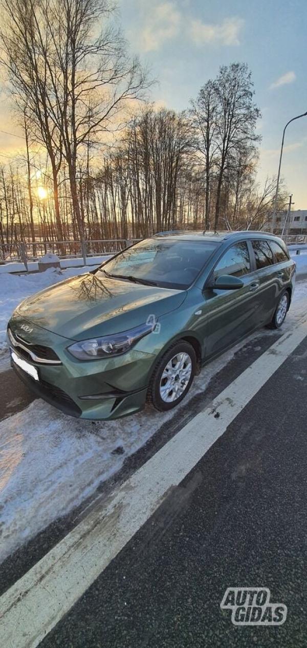 Zaļš Kia Ceed 2022 Viļņa, ar dzinēja tilpumu 1.50 L un nobraukumu 97 tūkst. km par 14500 €, foto 1 vietnē AUTOMOTO.COM.LV