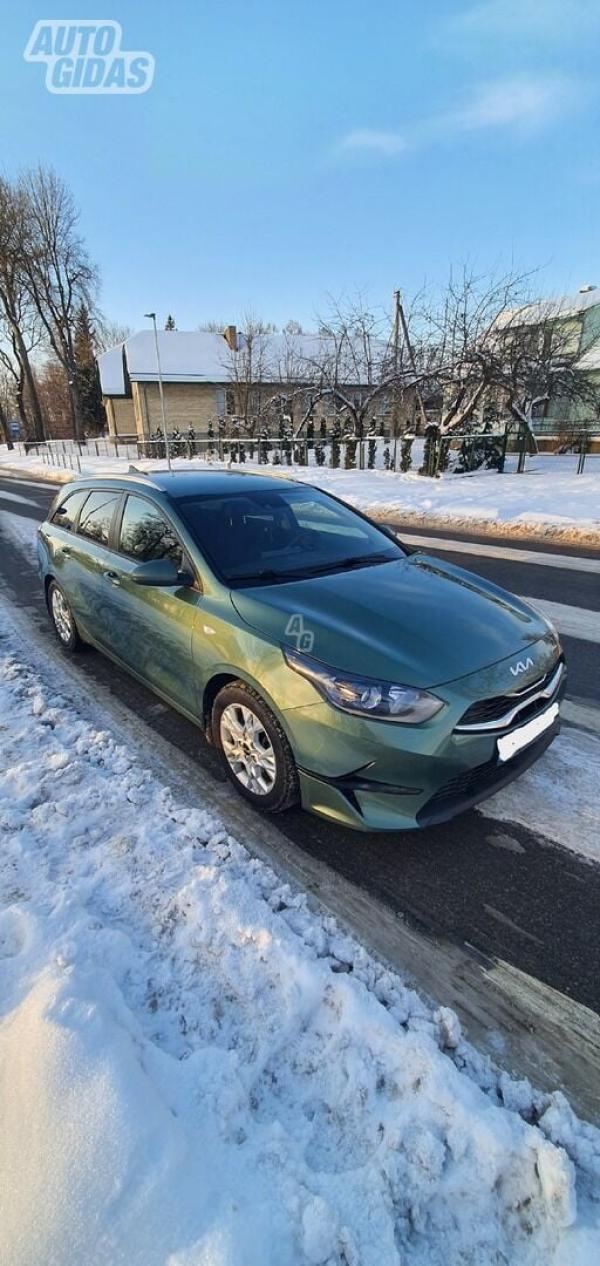 Zaļš Kia Ceed 2022 Viļņa, ar dzinēja tilpumu 1.50 L un nobraukumu 97 tūkst. km par 14500 €, foto 2 vietnē AUTOMOTO.COM.LV