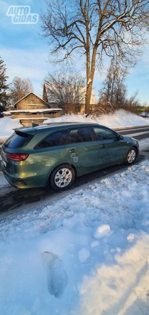 Green Kia Ceed 2022 in Vilnius, with an engine capacity of 1.50 L and mileage of 97 thousand km for 14500 €, photo 4 on AUTOMOTO.COM.LV