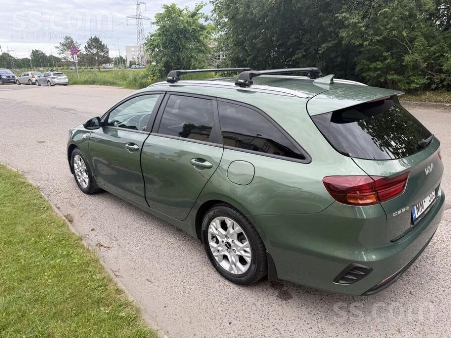 Green Kia Ceed 2022 in Jurmala, with an engine capacity of 1.50 L and mileage of 77 thousand km for 15500 €, photo 9 on AUTOMOTO.COM.LV