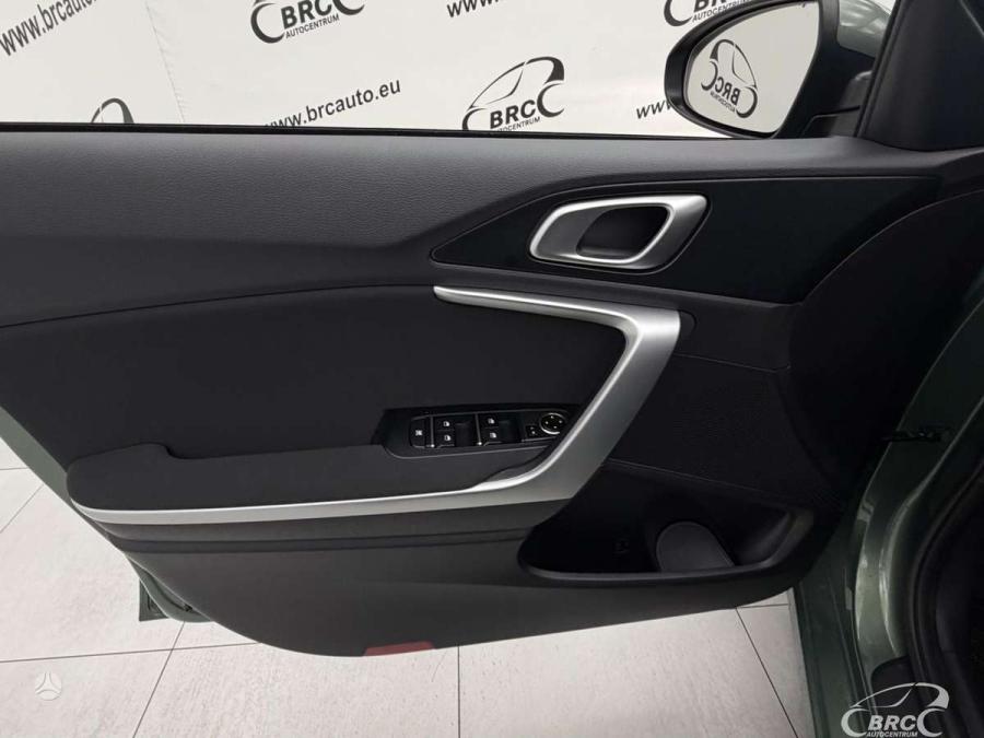 Zaļš Kia Ceed 2022 Viļņa, ar dzinēja tilpumu 1.48 L un nobraukumu 11 tūkst. km par 16900 €, foto 21 vietnē AUTOMOTO.COM.LV
