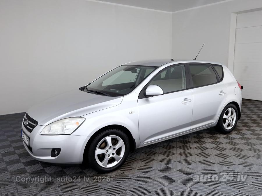 Grey Kia Ceed 2007 in Tallinn, with an engine capacity of 1.60 L and mileage of 303 thousand km for 1799 €, photo 3 on AUTOMOTO.COM.LV