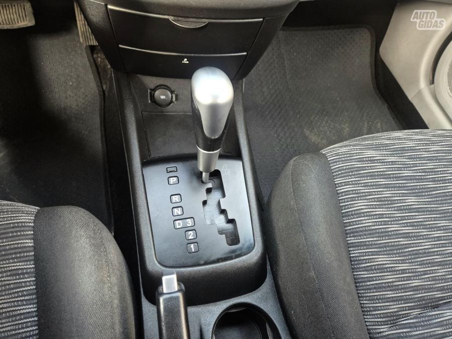 Grey Kia Ceed 2007 in Kaunas, with an engine capacity of 1.60 L and mileage of 260 thousand km for 2350 €, photo 6 on AUTOMOTO.COM.LV