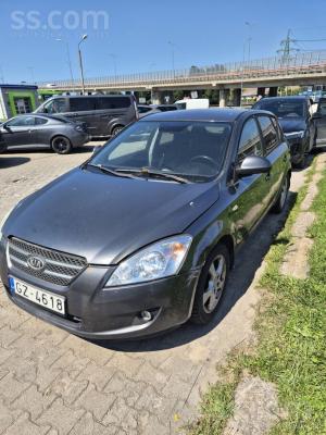 Серый Киа Сид 2007 в Рига, объемом двигателя 1.60 л и пробегом 325 тыс. км за 1100 €, фото  на AUTOMOTO.COM.LV